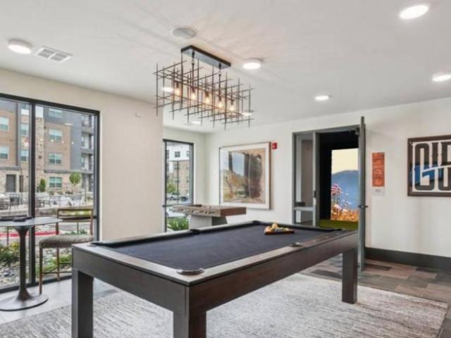 2 Br, 2 bath, Apartment 1025 Luxury Ln