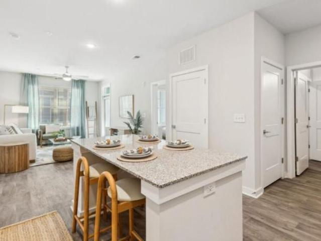 2 Br, 2 bath, Apartment 102 Francis Rd