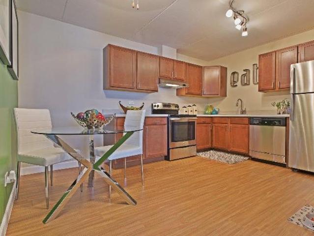 2 Br, 2 bath, Apartment 1031 Charlela Ln