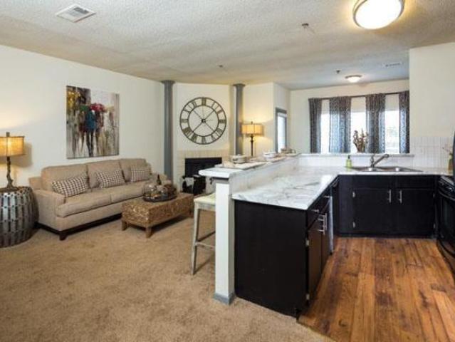2 Br, 2 bath, Apartment 10 Gentrys Walk