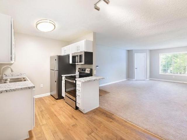 2 Br, 2 bath, Apartment 1140 Trinity Pine Ln