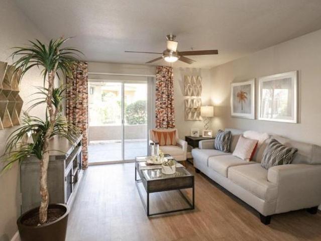 2 Br, 2 bath, Apartment 1155 West Grove Pkwy