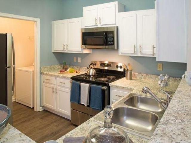 2 Br, 2 bath, Apartment 1175 Old Harris Road