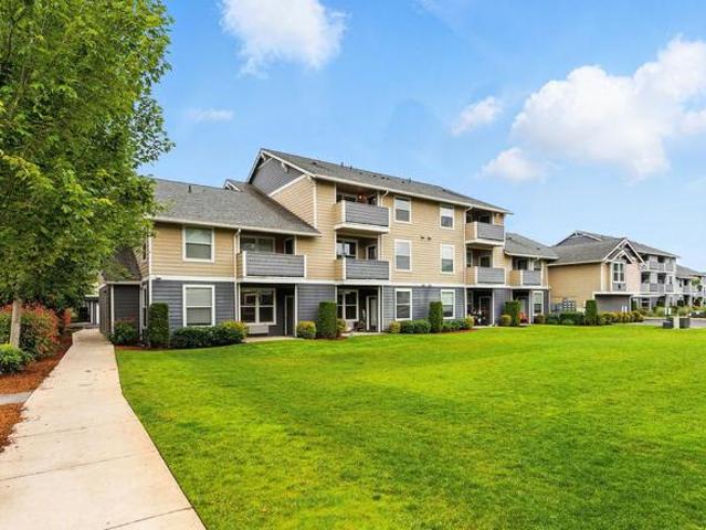 2 Br, 2 bath, Apartment 11806 NE 122nd Ave