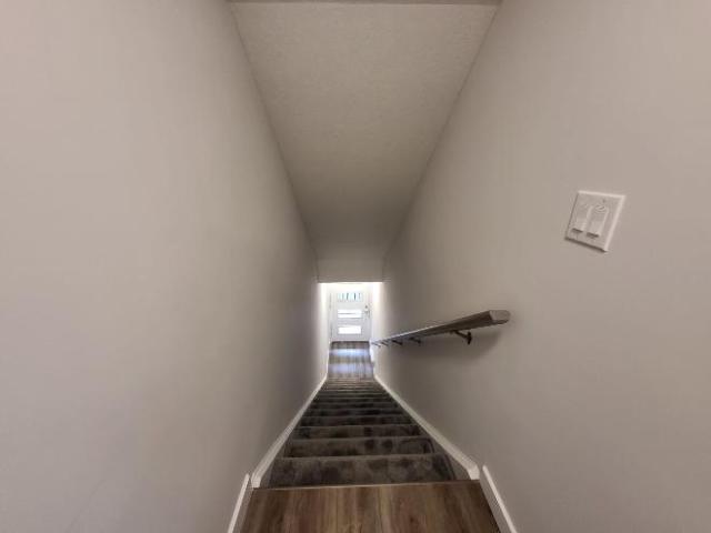 2 Br, 2 bath, Apartment 118 Gravel Ridge Trl