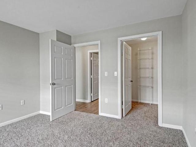 2 Br, 2 bath, Apartment 1101 Kirkbride Drive