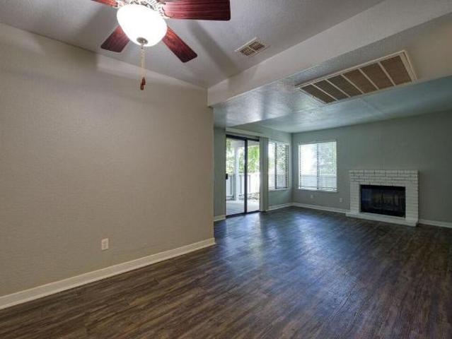 2 Br, 2 bath, Apartment 1101 N Camino Alto