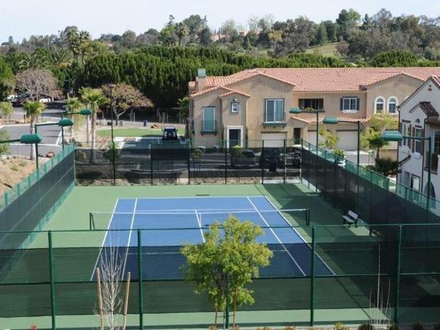2 Br, 2 bath, Apartment 11035 Via Livorno