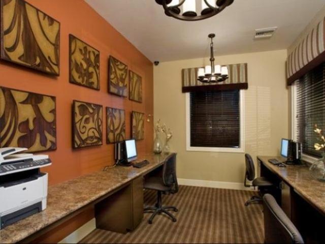 2 Br, 2 bath, Apartment 11142 N 165th Dr
