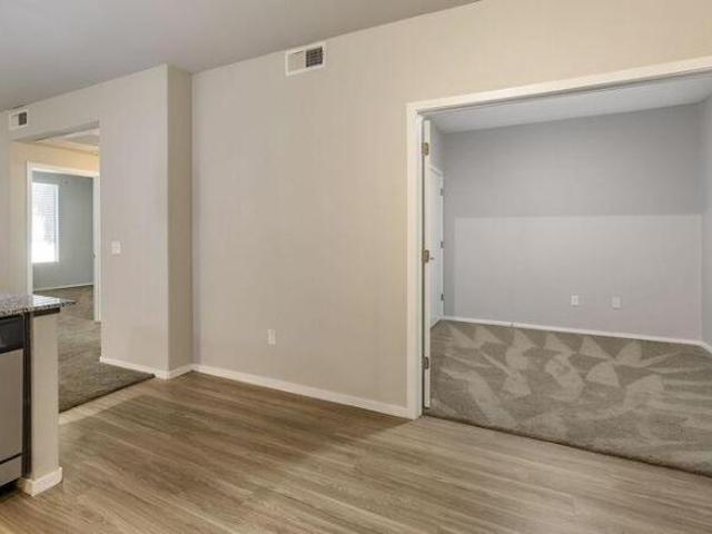2 Br, 2 bath, Apartment 111 N Dupont Cir