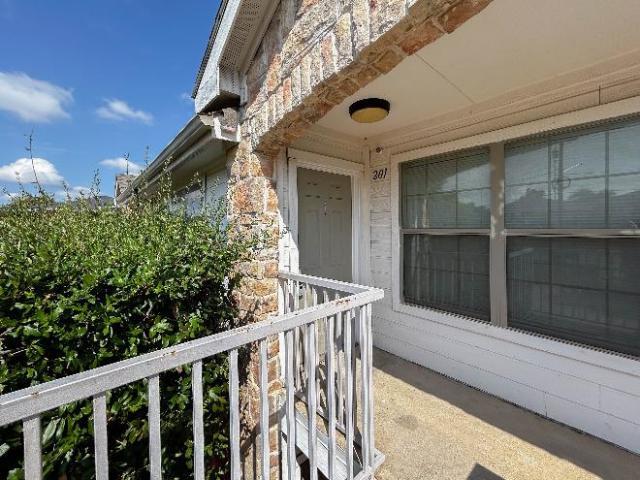 2 Br, 2 bath, Apartment 1126 Avenue A