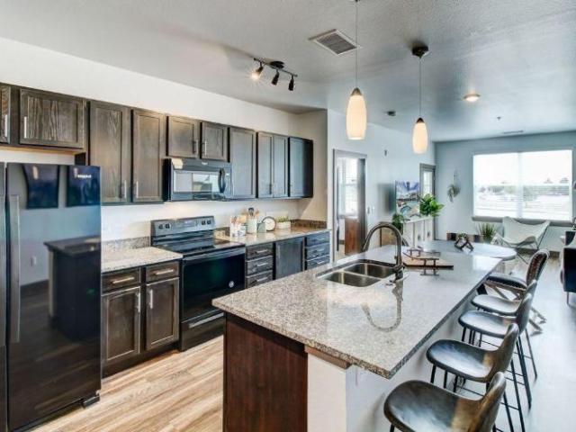 2 Br, 2 bath, Apartment 11275 Nahcolite Point