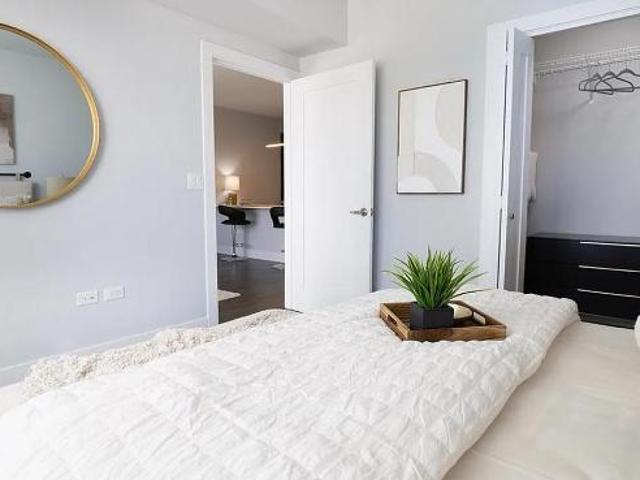2 Br, 2 bath, Apartment 1133 N Arlington Heights Rd
