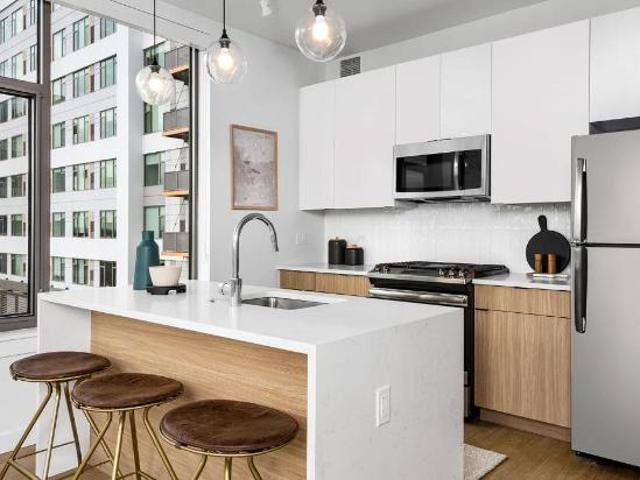 2 Br, 2 bath, Apartment 1133 South Blvd