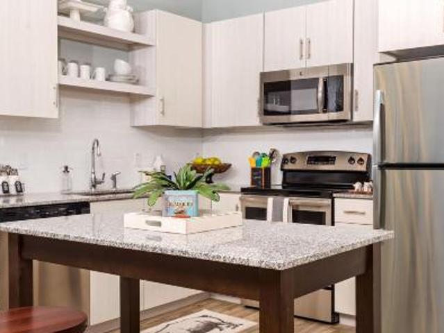 2 Br, 2 bath, Apartment 11 S 12th St