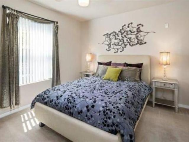 2 Br, 2 bath, Apartment 1247 S 96th St