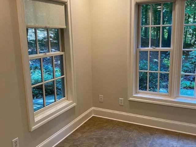 2 Br, 2 bath, Apartment 125A Wild Iris Ln