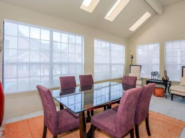 2 Br, 2 bath, Apartment 12901 N MacArthur Blvd