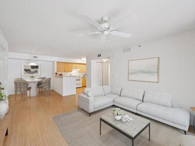 2 Br, 2 bath, Apartment 1200 Treasure Cay Dr