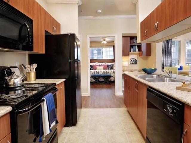 2 Br, 2 bath, Apartment 1200 Pickett Branch Rd