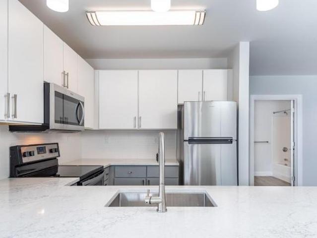 2 Br, 2 bath, Apartment 1205 Hancock Street