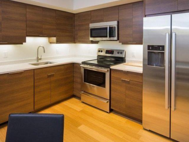 2 Br, 2 bath, Apartment 120 Rindge Avenue