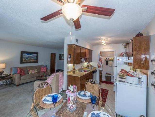 2 Br, 2 bath, Apartment 120 S Cranford Rd