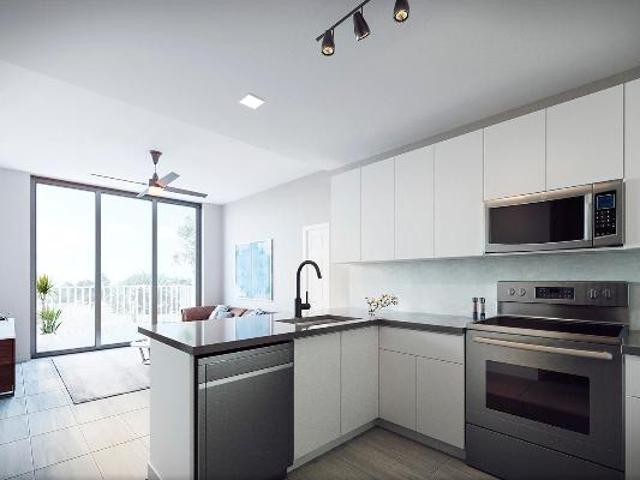 2 Br, 2 bath, Apartment 121 North Compass Way