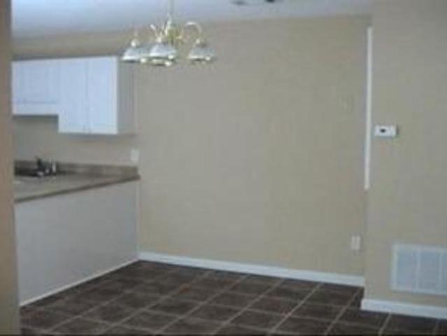 2 Br, 2 bath, Apartment 1224 29th St