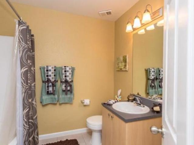 2 Br, 2 bath, Apartment 12325 SW 151st St