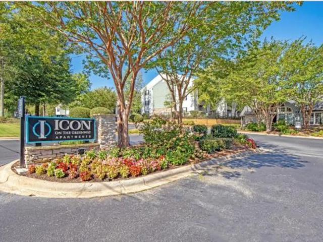 2 Br, 2 bath, Apartment 1232 E Hudson Blvd