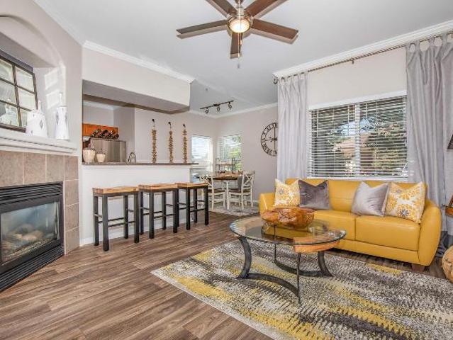 2 Br, 2 bath, Apartment 1350 Cascade Creek Vw