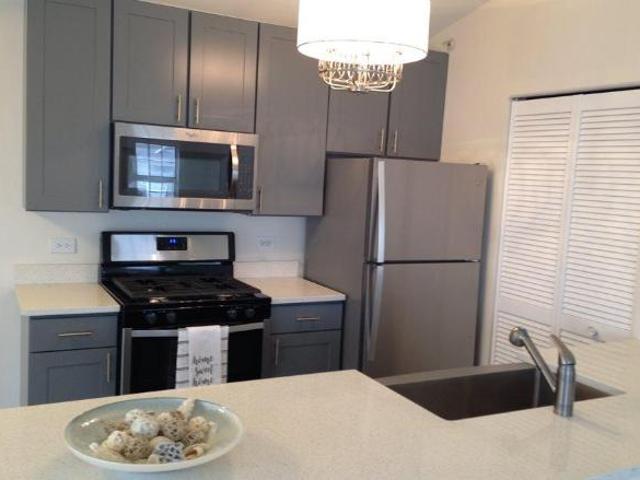 2 Br, 2 bath, Apartment 1395 Skyridge Drive