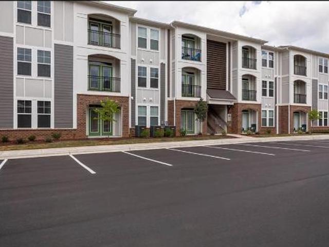 2 Br, 2 bath, Apartment 130 Canary Pl