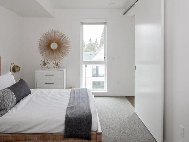 2 Br, 2 bath, Apartment 1314 N Skidmore St