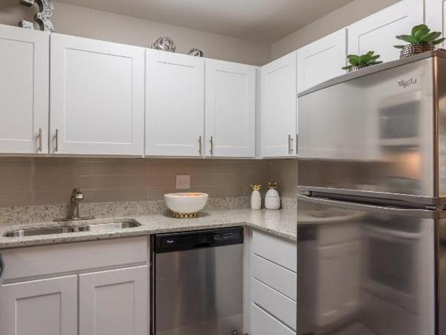 2 Br, 2 bath, Apartment 1333 Modaff Rd