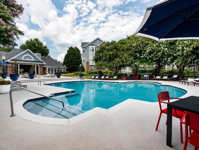 2 Br, 2 bath, Apartment 13301 Crescent Springs Dr