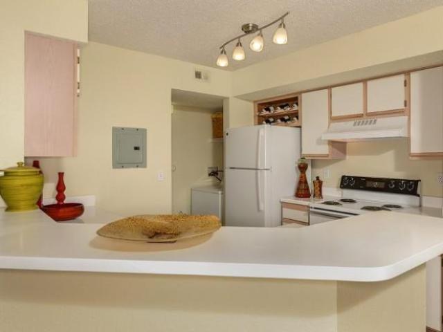 2 Br, 2 bath, Apartment 1441 Brandywine Rd