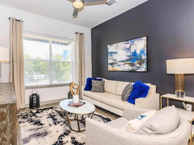 2 Br, 2 bath, Apartment 14650 Landmark Blvd