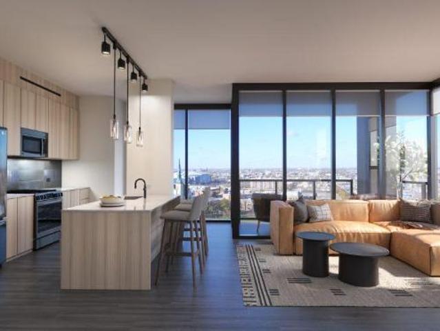 2 Br, 2 bath, Apartment 1400 W Randolph St