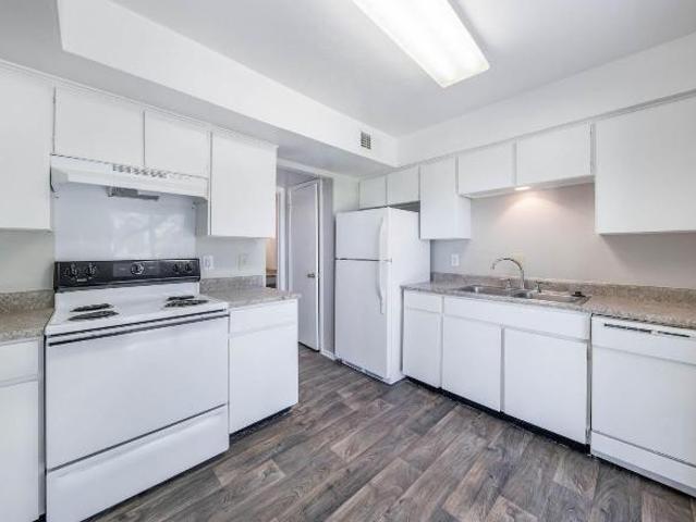 2 Br, 2 bath, Apartment 1401 Sotogrande Blvd