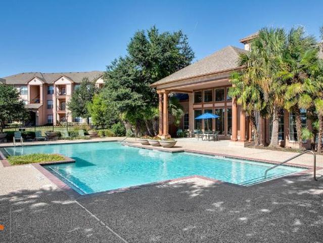 2 Br, 2 bath, Apartment 155 Lakeside Dr