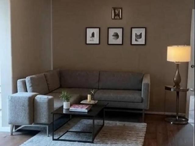 2 Br, 2 bath, Apartment 155 1/2 Richmond Ave