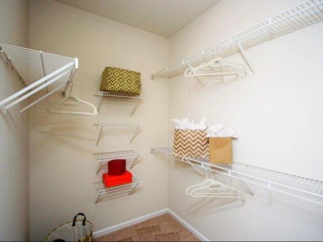 2 Br, 2 bath, Apartment 156 Bethesda Church Rd NW