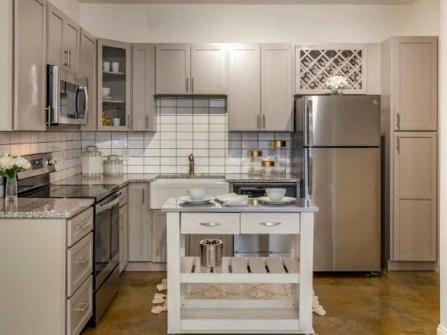 2 Br, 2 bath, Apartment 1500 Isner Ln