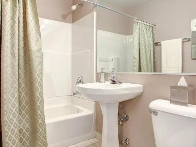 2 Br, 2 bath, Apartment 1501 S Wolf Rd