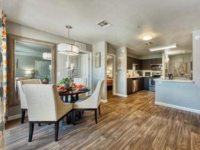 2 Br, 2 bath, Apartment 15164 N 140th Dr