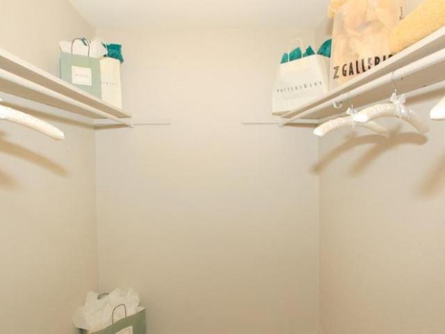 2 Br, 2 bath, Apartment 1516 Arbor Town Circle