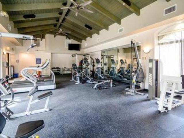 2 Br, 2 bath, Apartment 1535 N Scottsdale Rd