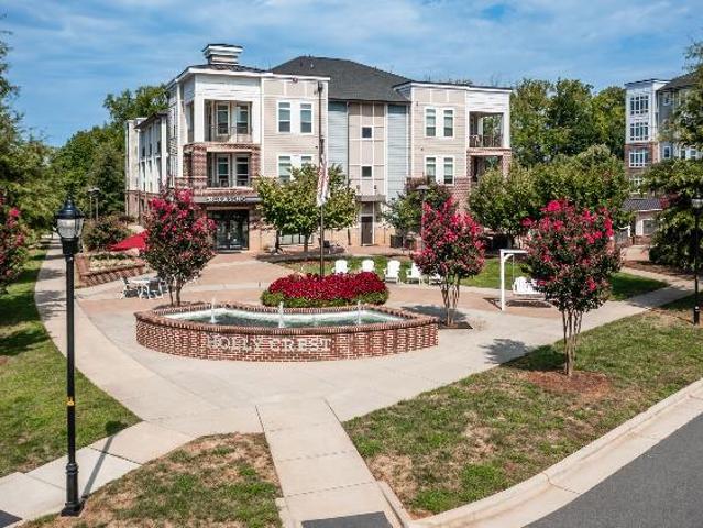 2 Br, 2 bath, Apartment 16408 Holly Crest Ln